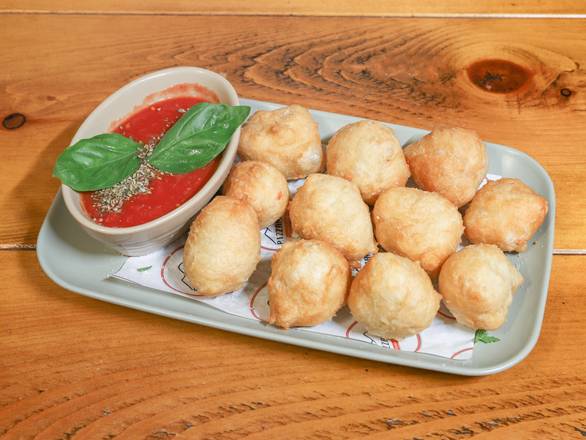 Dough Balls with Marinara Dipping Sauce – Pizzamisu